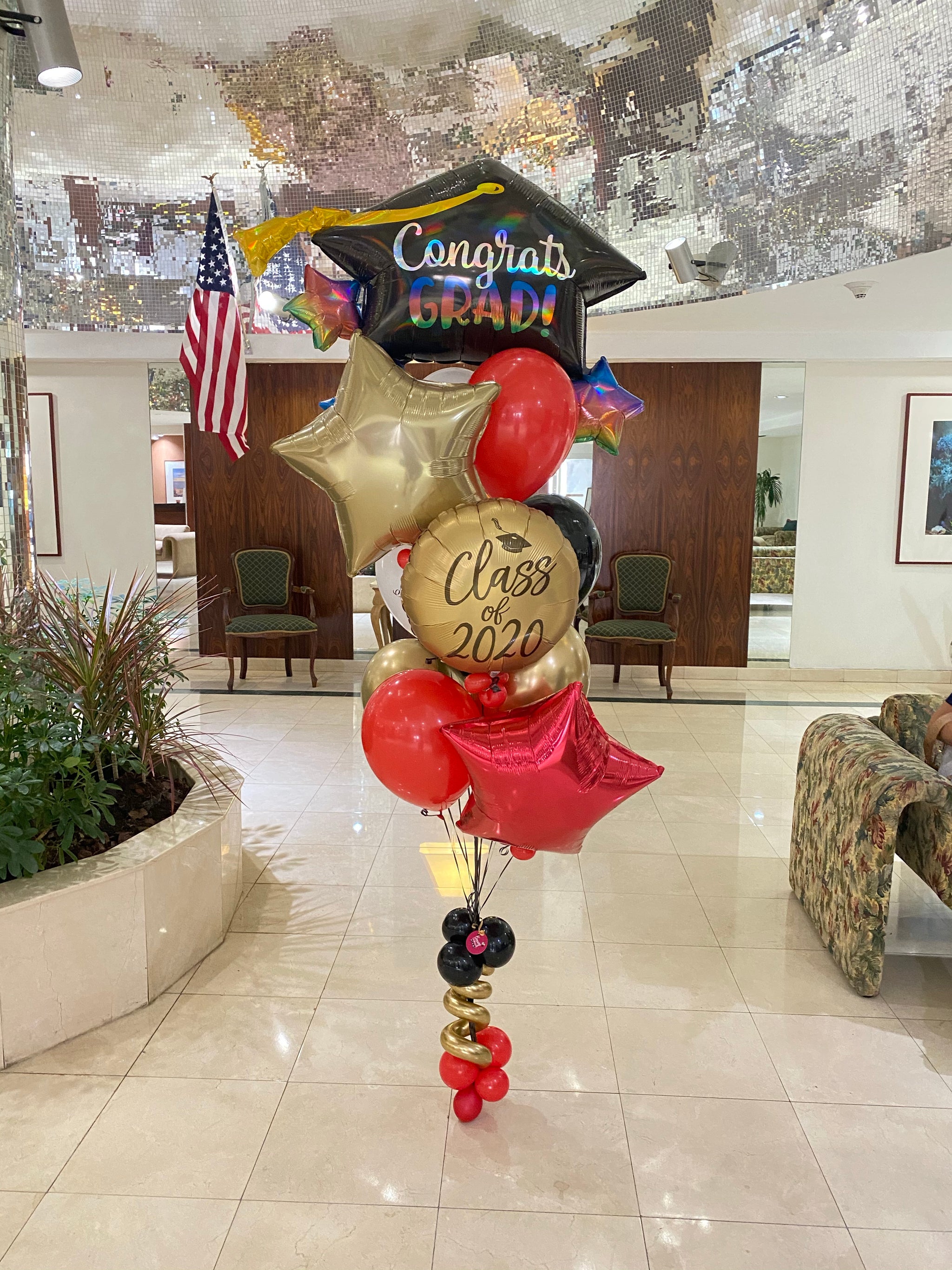 Congrats Grad Bunch – Boom Balloons