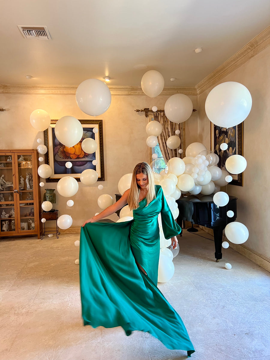 Balloon Cascade (1) – Boom Balloons